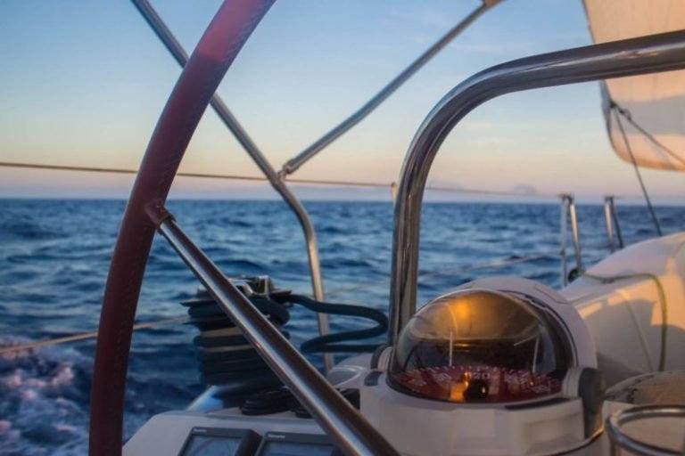 Introducción a la navegación II: Rumbos - Solo barcos